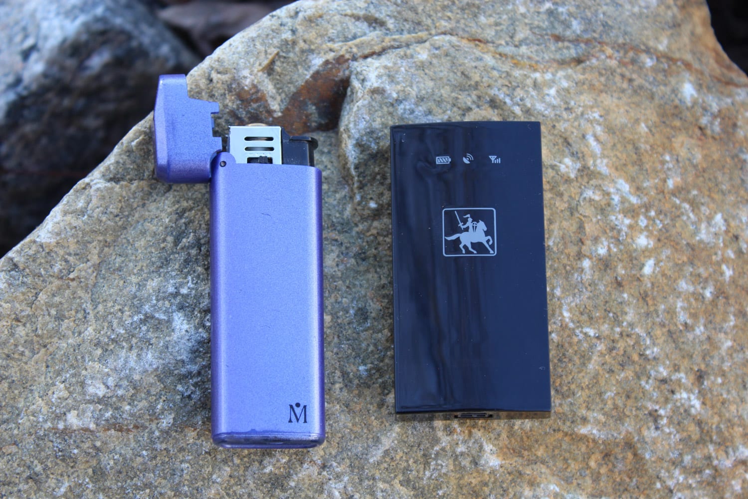 Black Night GPS Tracker - 4Ridersmag