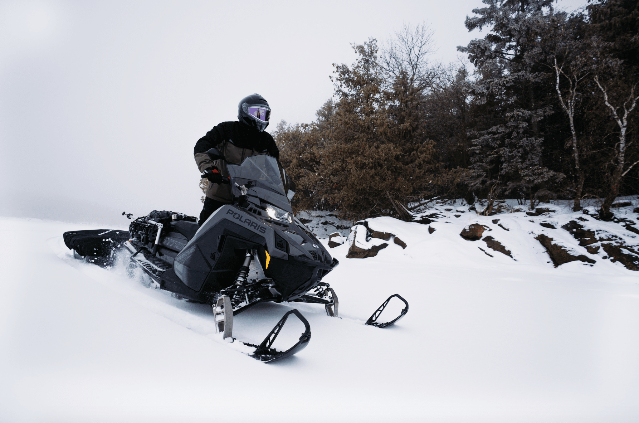 POLARIS ANNOUNCES 2025 SNOWMOBILE LINEUP - 4Ridersmag
