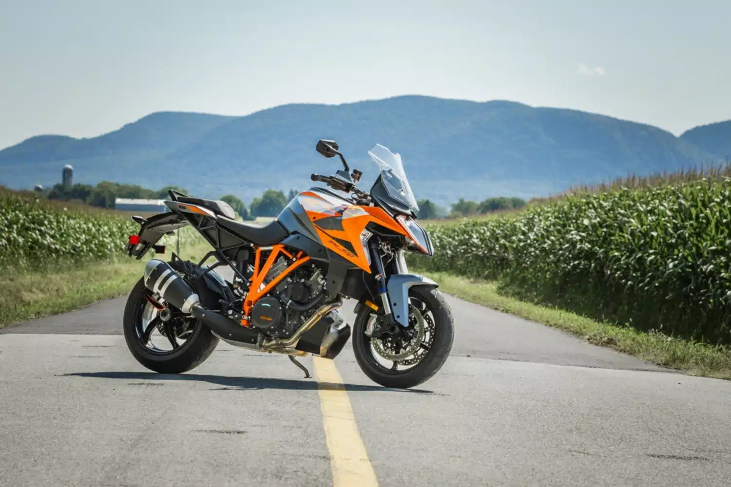 KTM 1290 Super Duke GT 2024: review and test Ride - 4Ridersmag