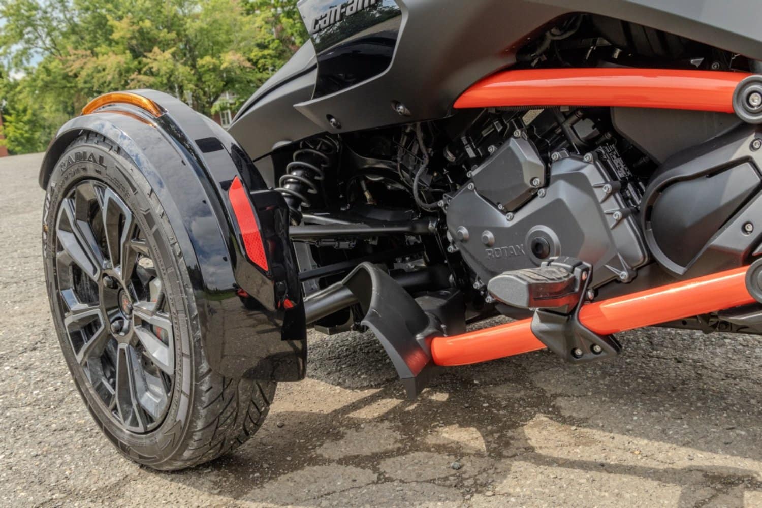 2024 Can Am Spyder F3-S: test drive and review - 4Ridersmag