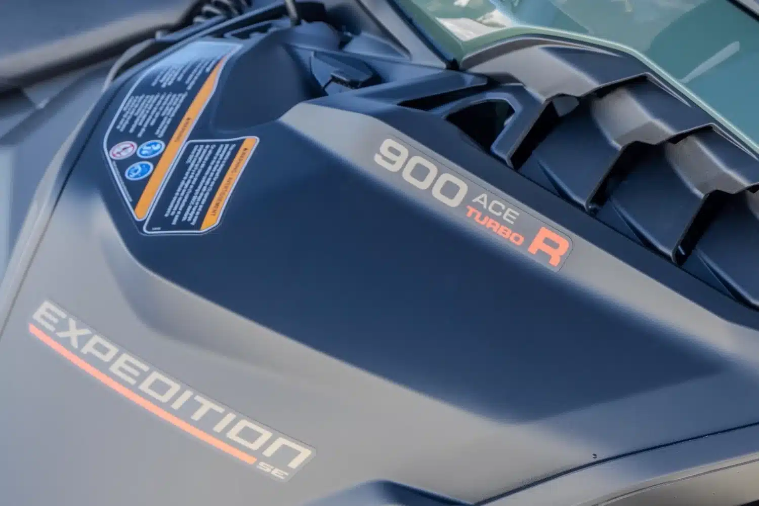 Test ride of the 2026 Ski-Doo Expedition SE 900 ACE Turbo R - 4Ridersmag
