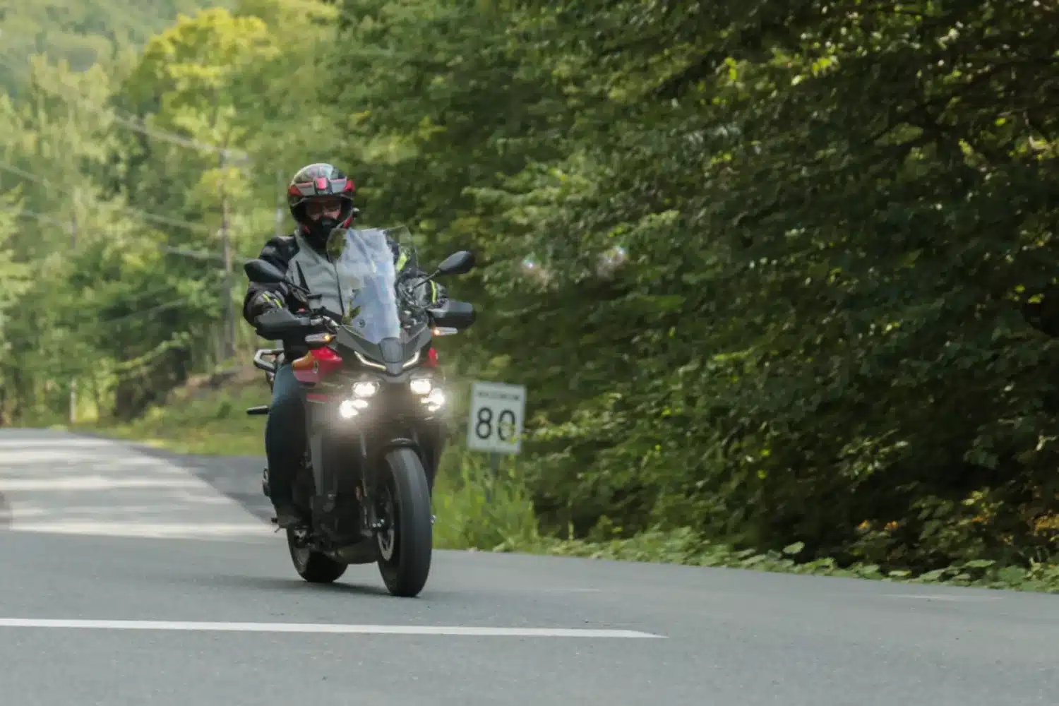 2025 Yamaha Tracer 9 Y-AMT review: Same beast, a little less techno ...