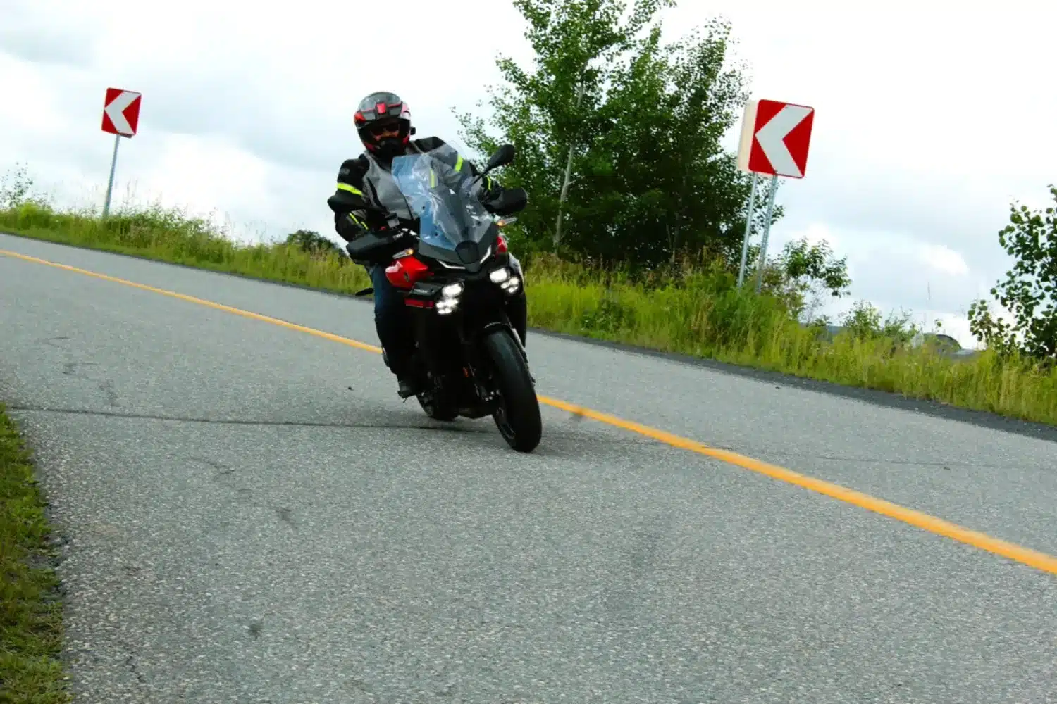 2025 Yamaha Tracer 9 Y-AMT review: Same beast, a little less techno ...