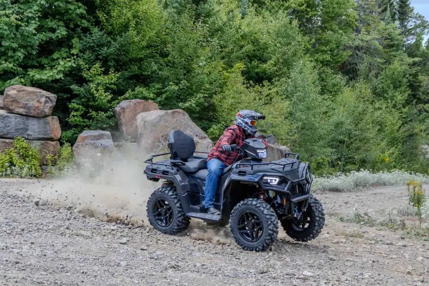 Review of the 2025 Polaris Sportsman 570 Touring Ultimate: a breath of ...
