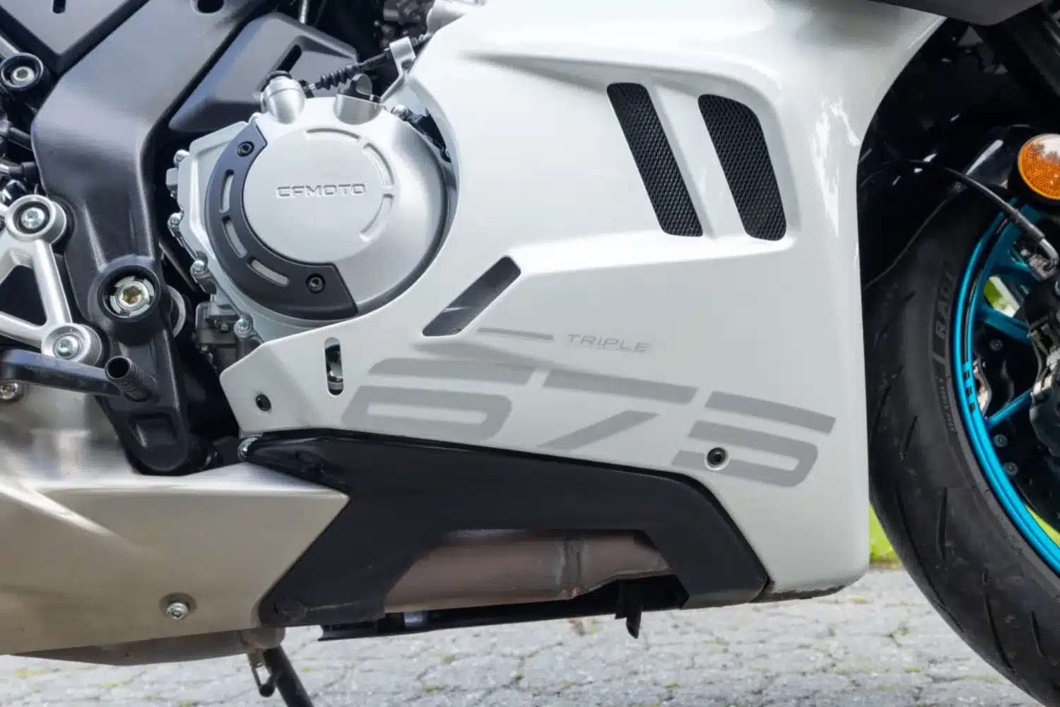 2025 CFMOTO 675SS: testing a pure sports bike - 4Ridersmag