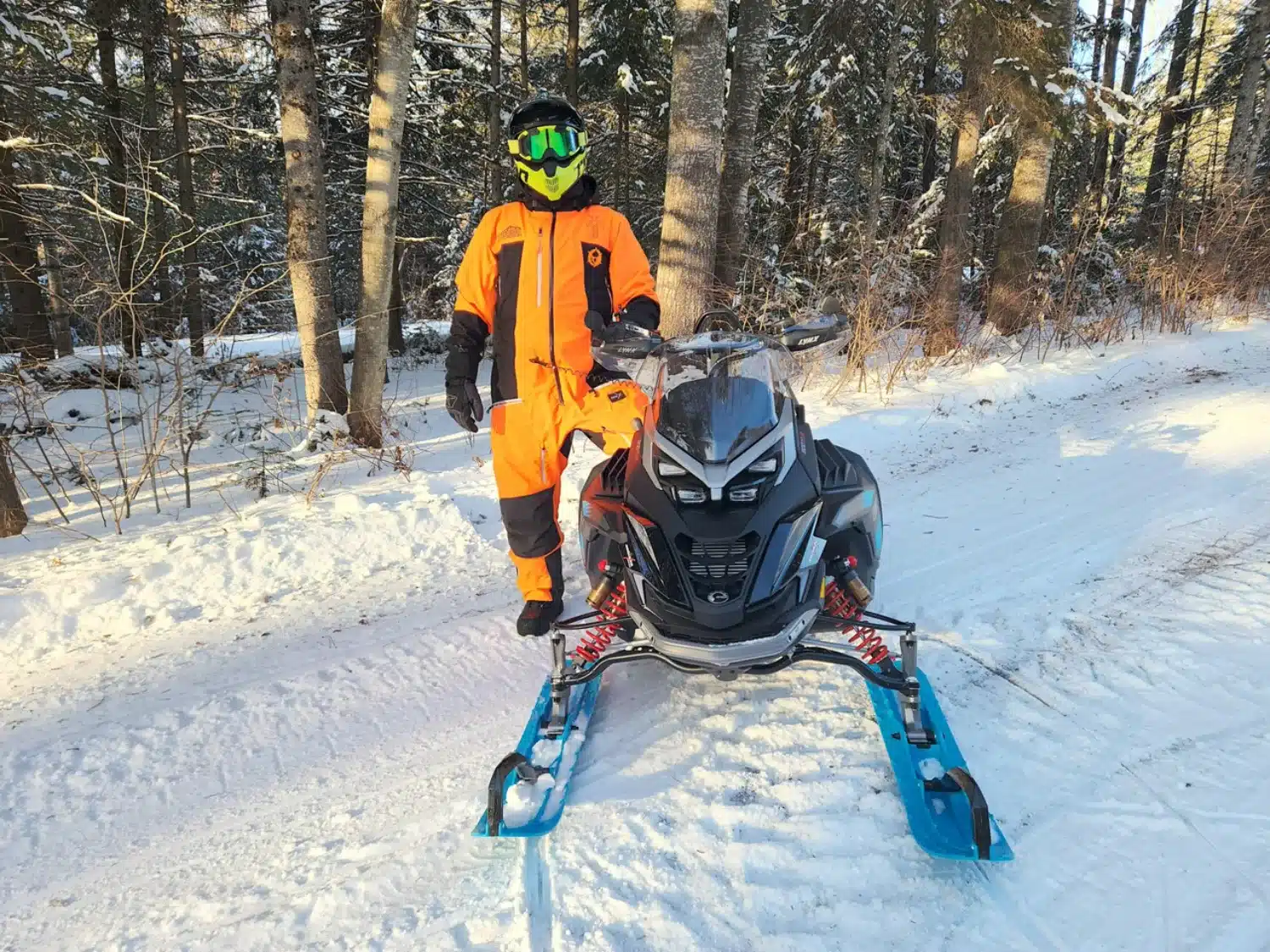 Testing the all-purpose snowmobile... the 2026 LYNX Commander RE ...