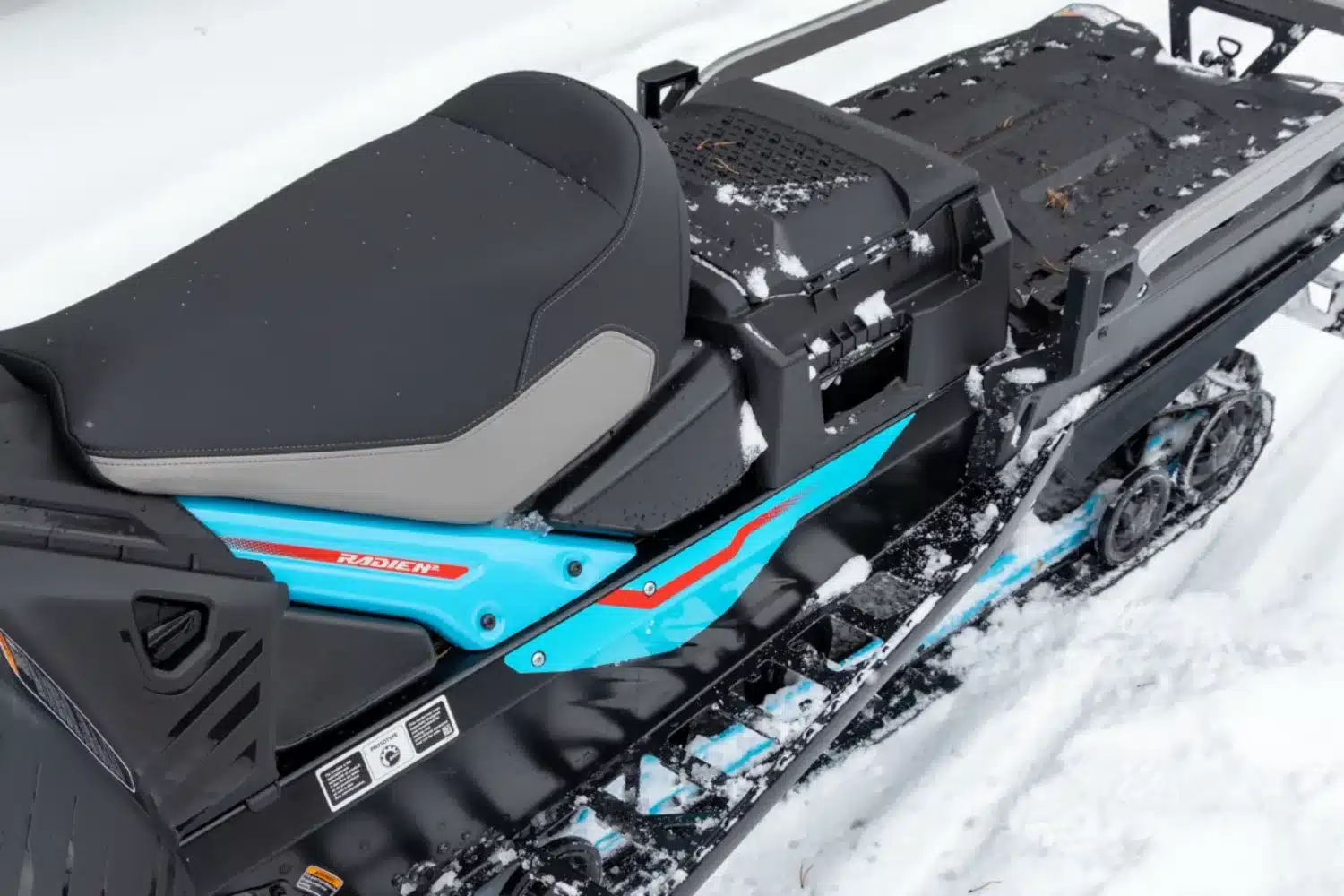 Testing the all-purpose snowmobile... the 2026 LYNX Commander RE ...